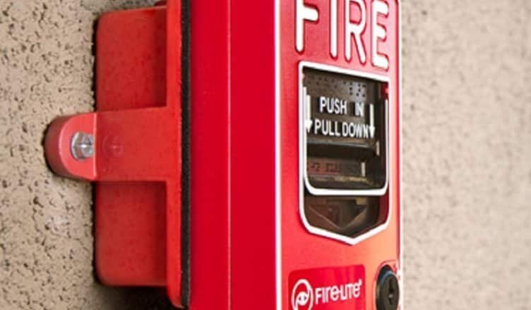 8 Reasons to Keep in Mind While Buying a Fire Alarm System for Your ...